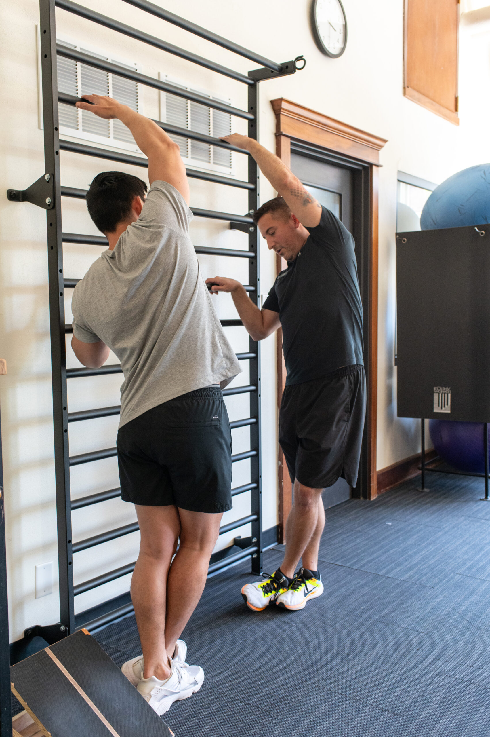 Unlocking the Power of Stretching: A Key to Balanced Fitness - Best Gym ...